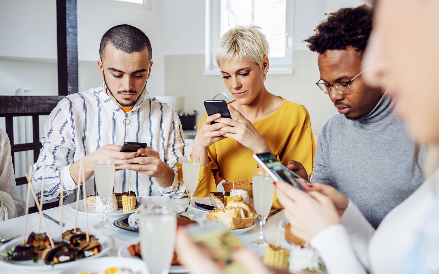 The Art of Tech-Life Balance: Setting Healthy Boundaries with Your Devices